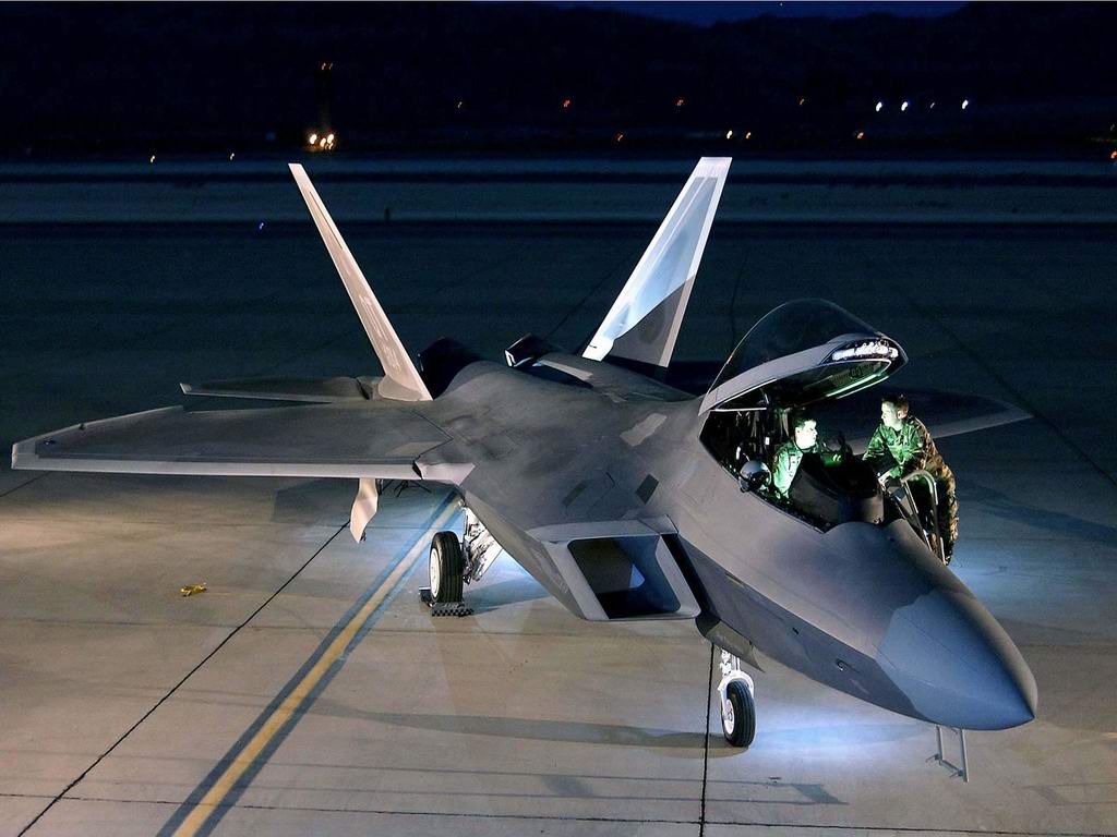 Top Fighter Jets - Defence Blog with News, Images, And Specs: F22 Images
