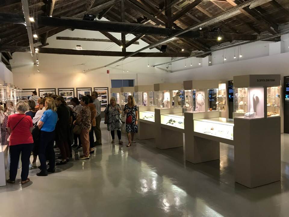 Η Εκθεση «Τα Ορυκτά και ο Άνθρωπος» στη Θεσσαλονίκη με ξενάγηση απο ...