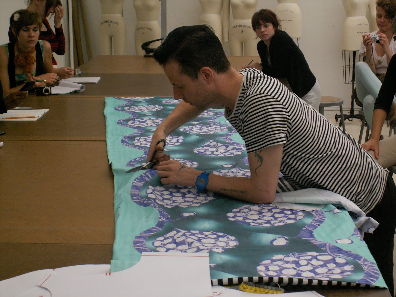 El creador de la Subtraction Cutting viene a Chile: Julian Roberts te ...