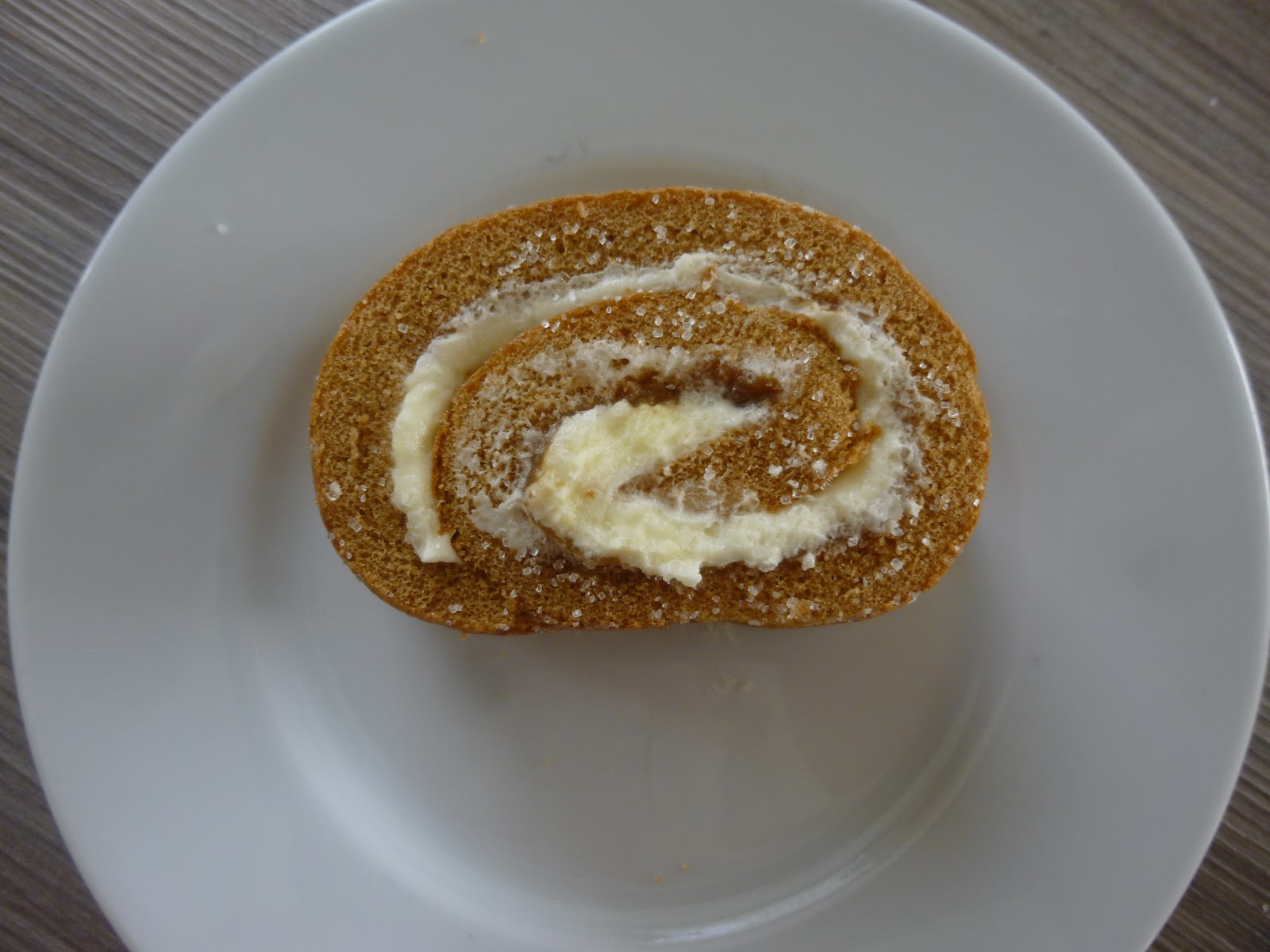 Marks & Spencer Food Reviews: M&S Sticky Toffee Sponge Roll
