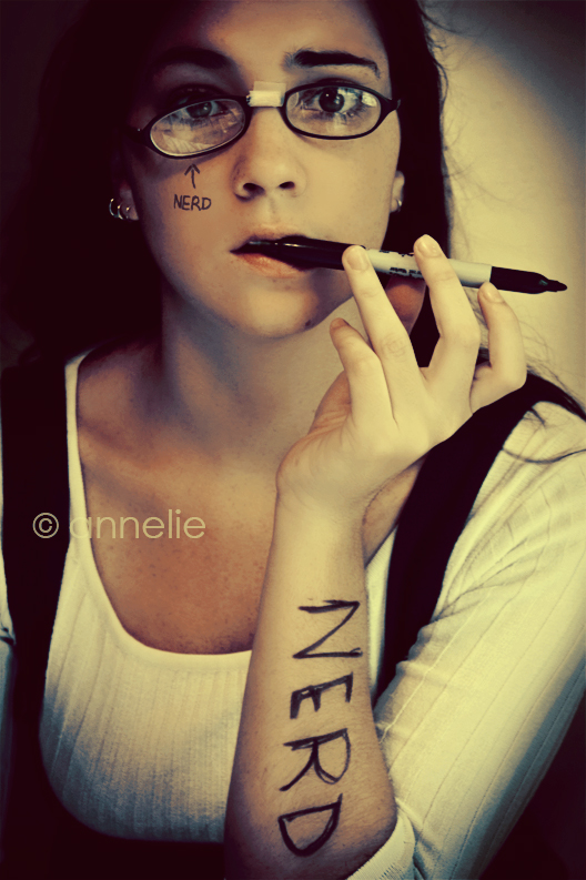 How To Become A World Traveler in 3 Months...: Fall in Love With a Nerd...