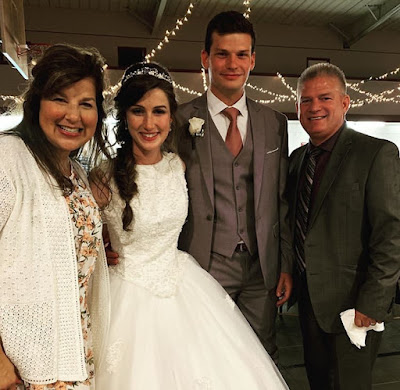 Bates Family Blog: Bates Updates and Pictures | Gil and Kelly | 19 Kids ...