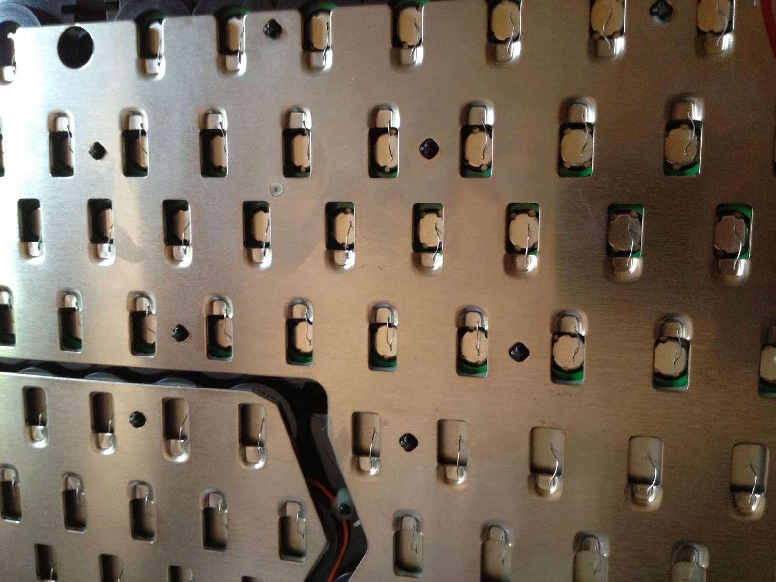 E-2CV: Tesla Fuse Connection