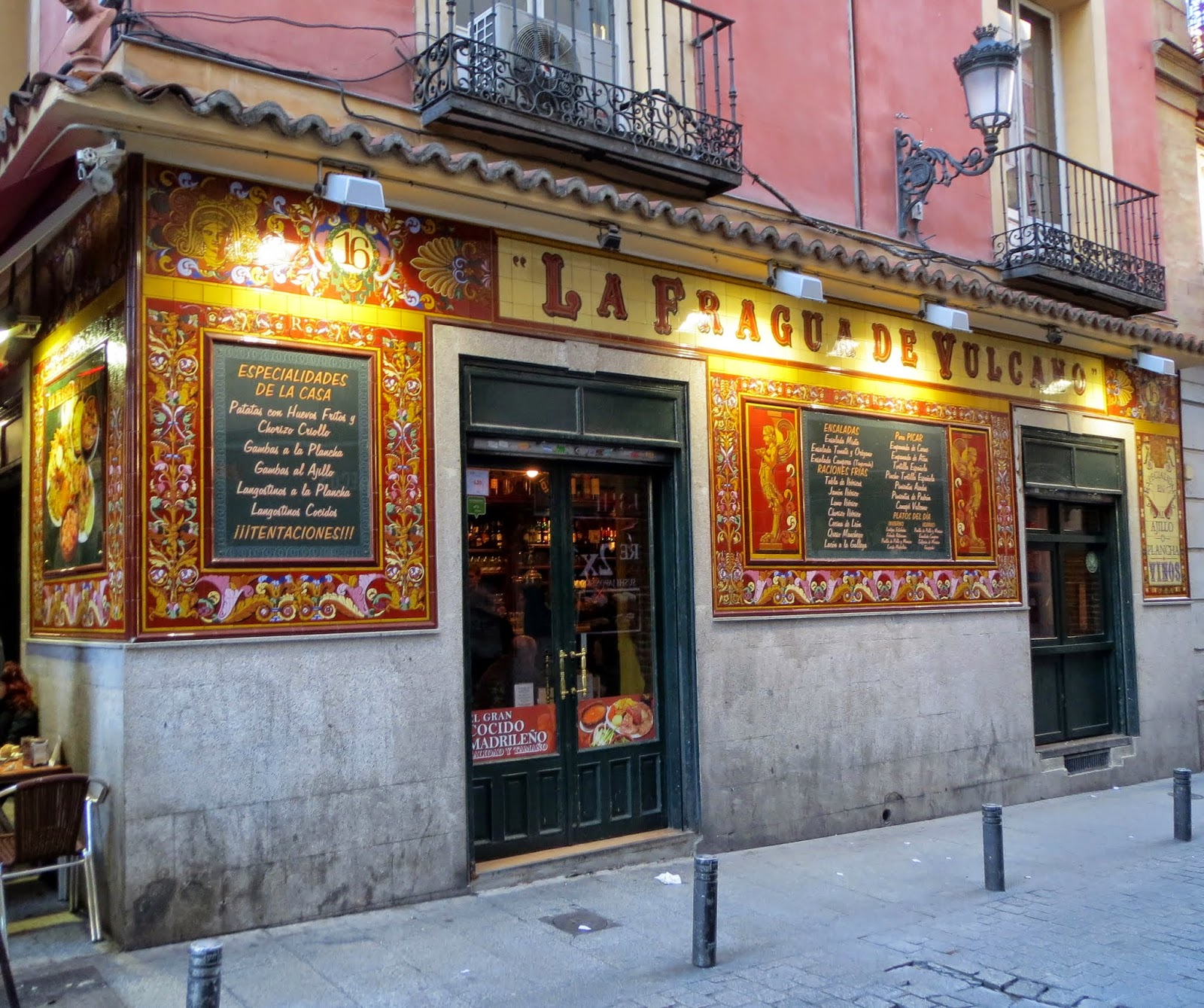 Las imágenes que yo veo: Tabernas castizas de Madrid. (C). Área Plaza ...