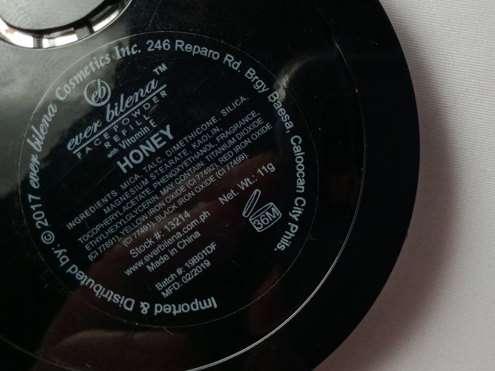 FACE: Ever Bilena Face Powder with Vitamin E in Honey | Lady Rattus Blog