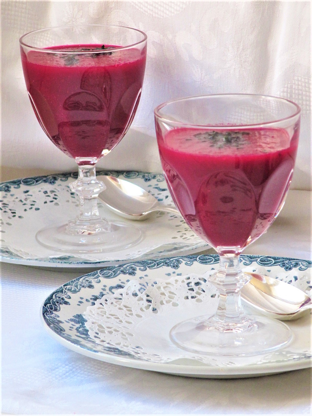 La cuisine d'ici et d'ISCA: Gaspacho de betterave