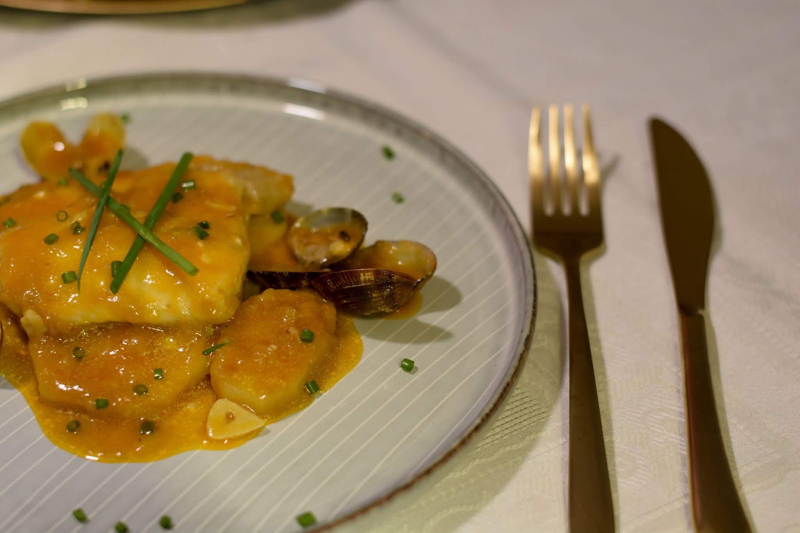 receta de Rodaballo al cava con almejas - Cocinando en Mislares