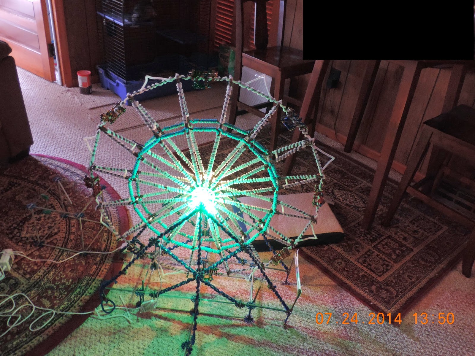 Shenandoah Shows knex carnival rides ™: The skydiver