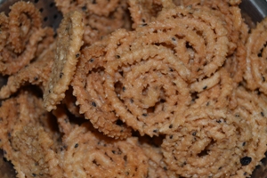 Vaniensamayalarai: Magilampoo Murukku