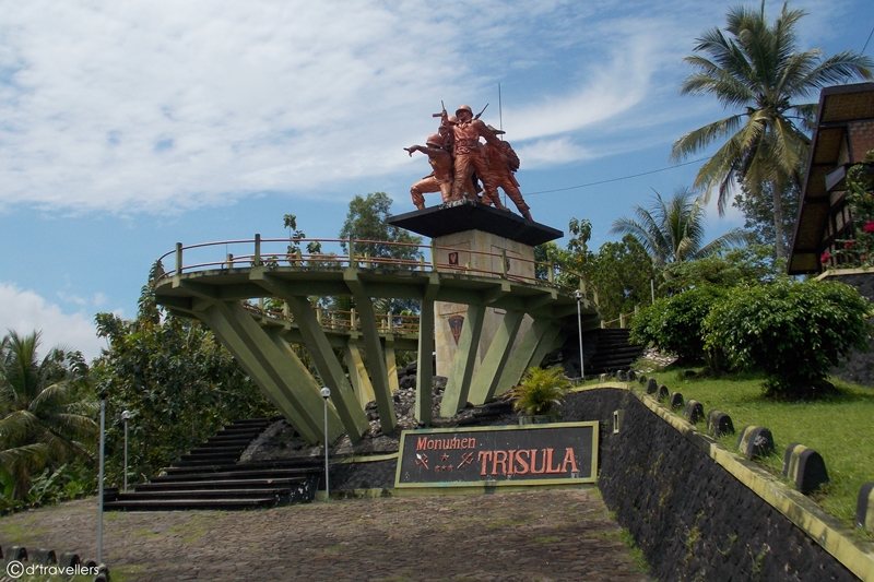 Jalan Jalan Pangi: Menuju Pantai Pangi via Bakung, Gugusan Obyek Wisata ...