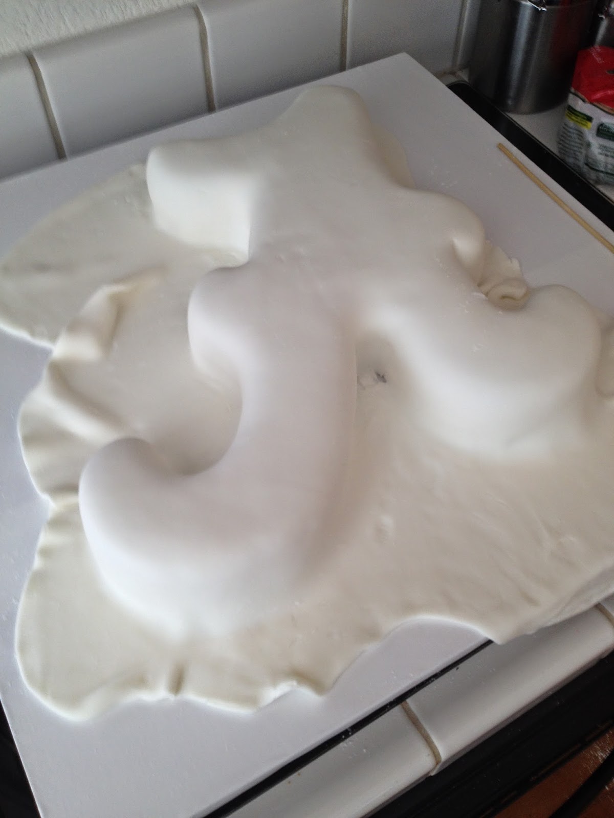 Shape it up! - How to make a shaped cake