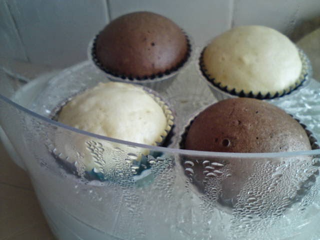 Cooking Pleasure: Japanese Steamed Cake [Mushi Pan] 蒸しパン