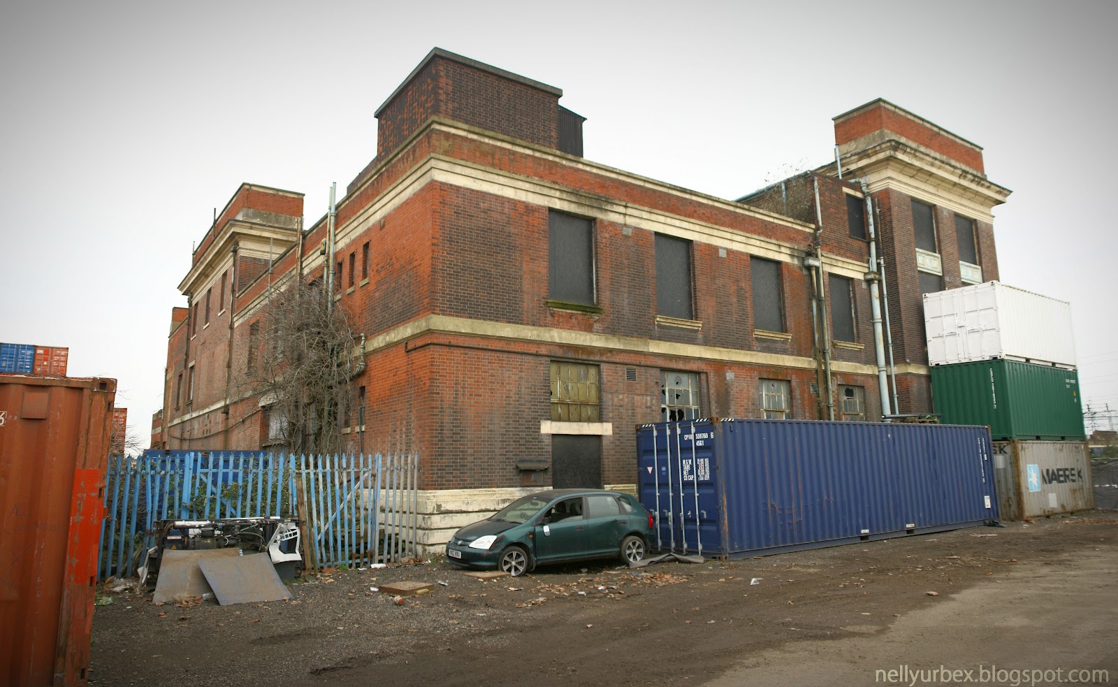 Nelly's Urbex: Barking Power Station - Control Building