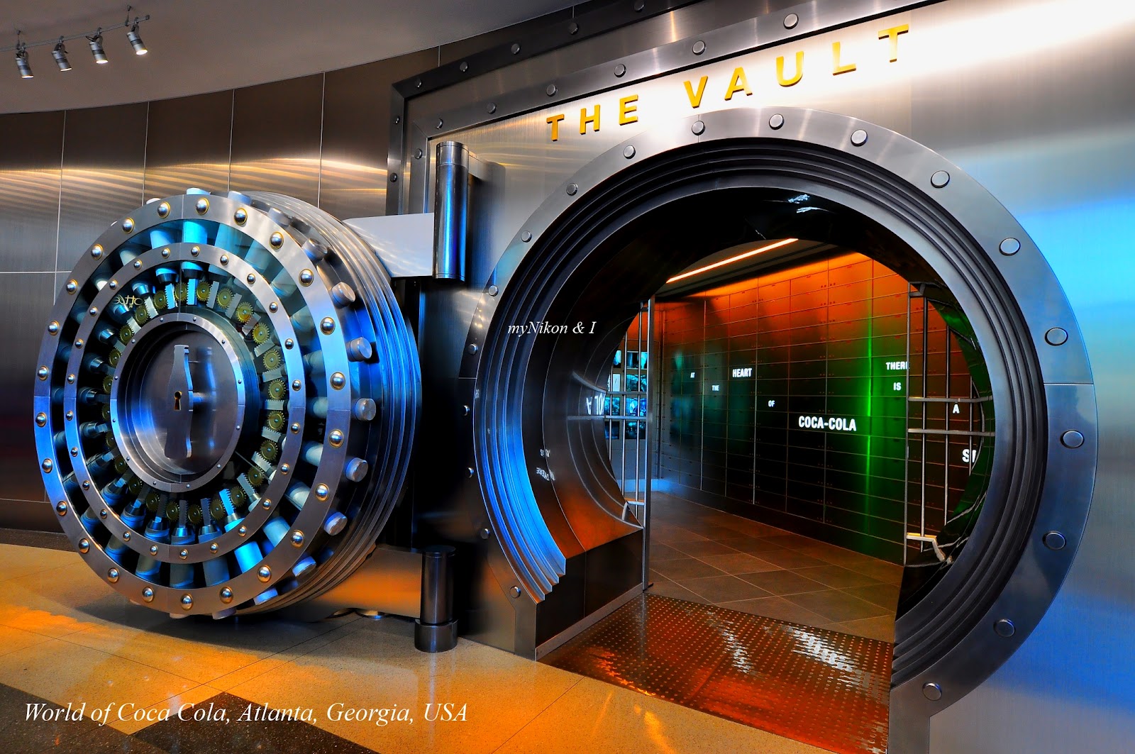 My Nikon and I: USA Atlanta Georgia: World of Coca Cola - It's the REAL ...