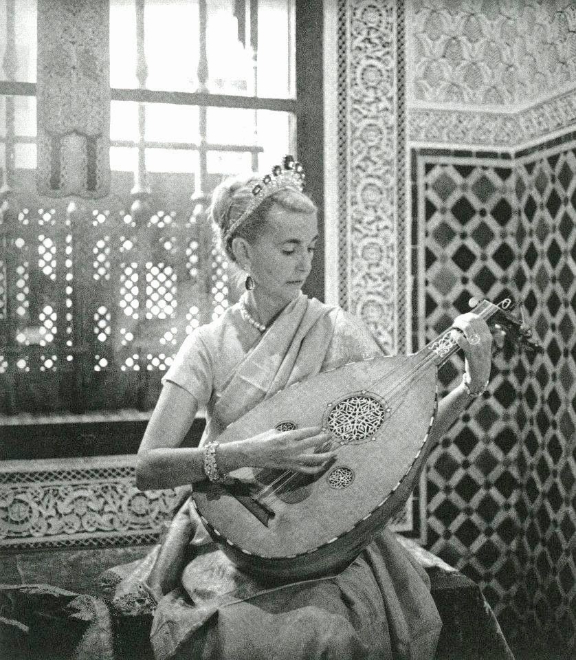 Royalty & Pomp: 05/04/14