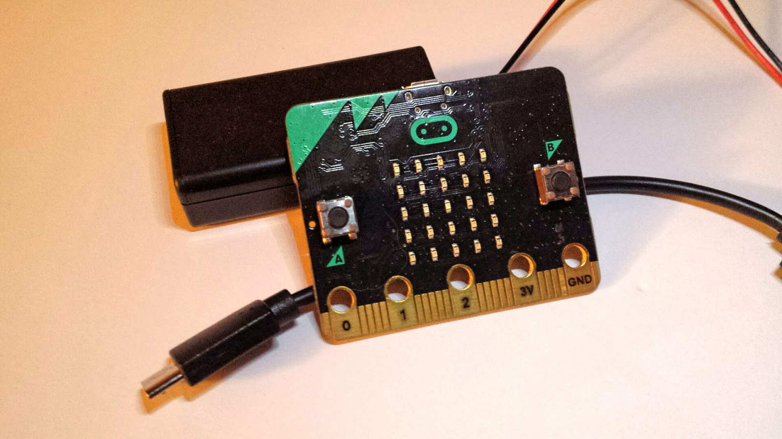 micro:nibbles - discovering the BBC micro:bit: BBC micro:bit - an ...