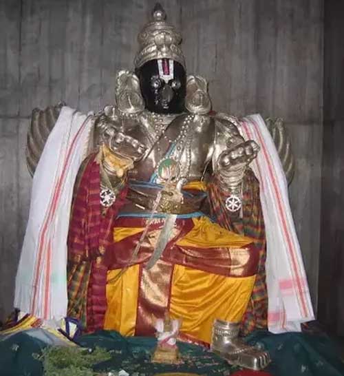 Garuda That Increases Weight And Sweats During Annual Procession ...