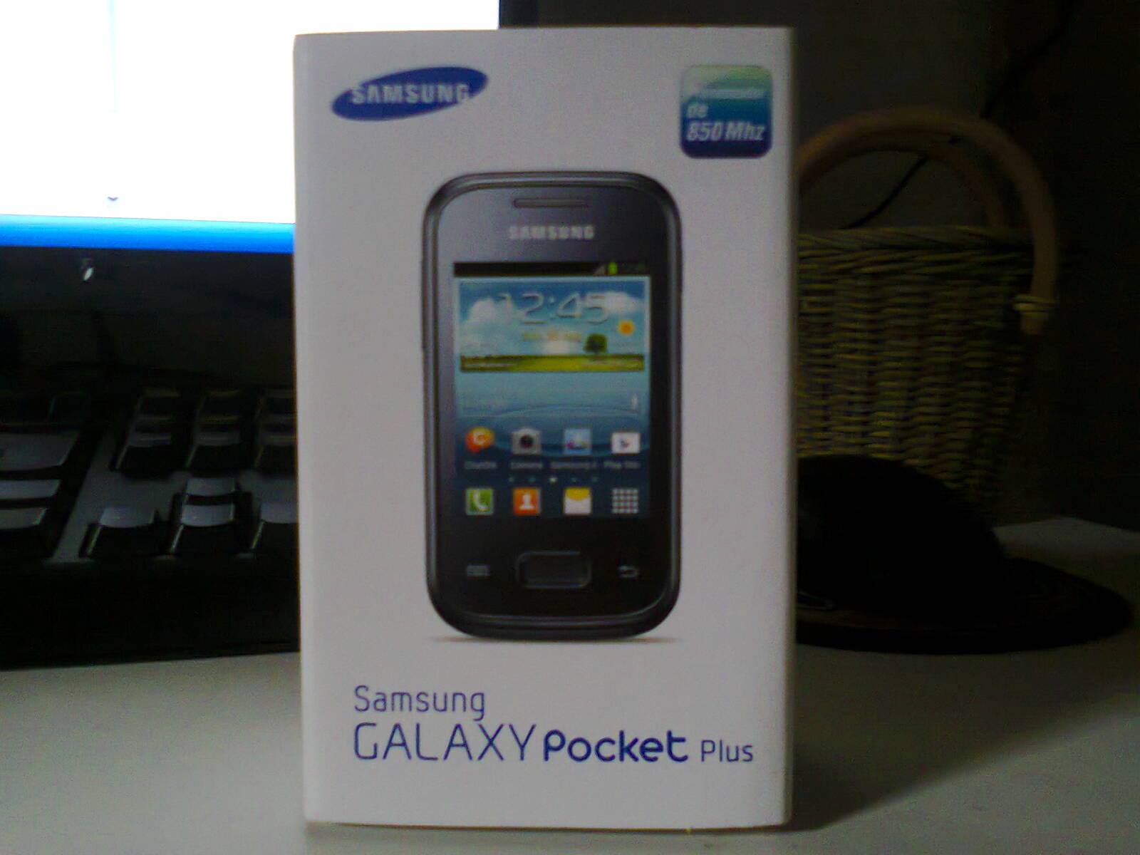 Os Amigos Glogueiros: Análise:Samsung Galaxy Pocket Plus(+ Root & Unroot)