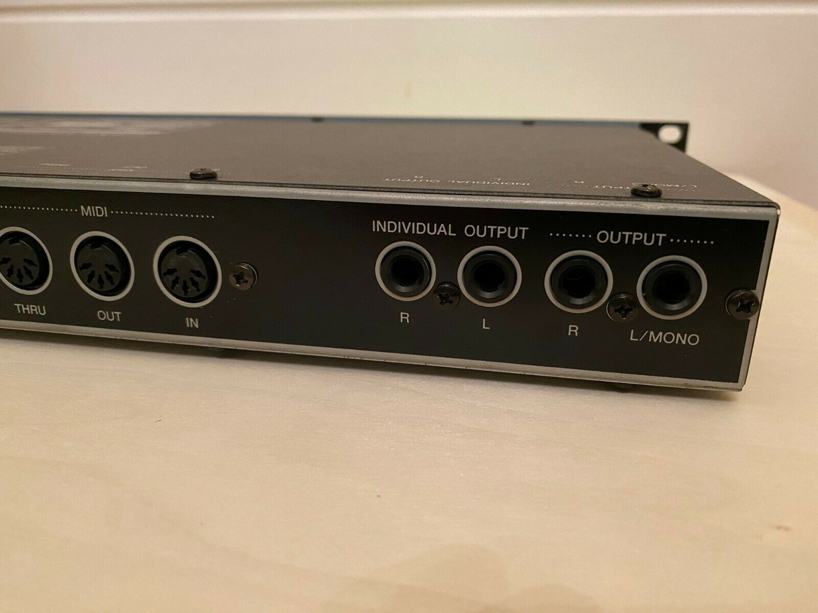 MATRIXSYNTH: Yamaha FS1R Formant FM Rack Synth SN PI01206