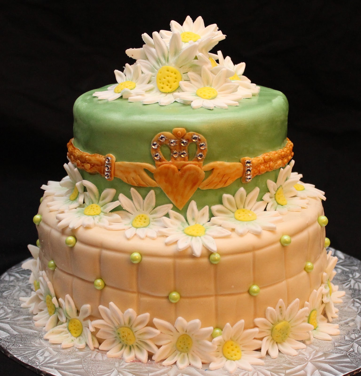 Love Dem Goodies: Celtic Wedding Cake