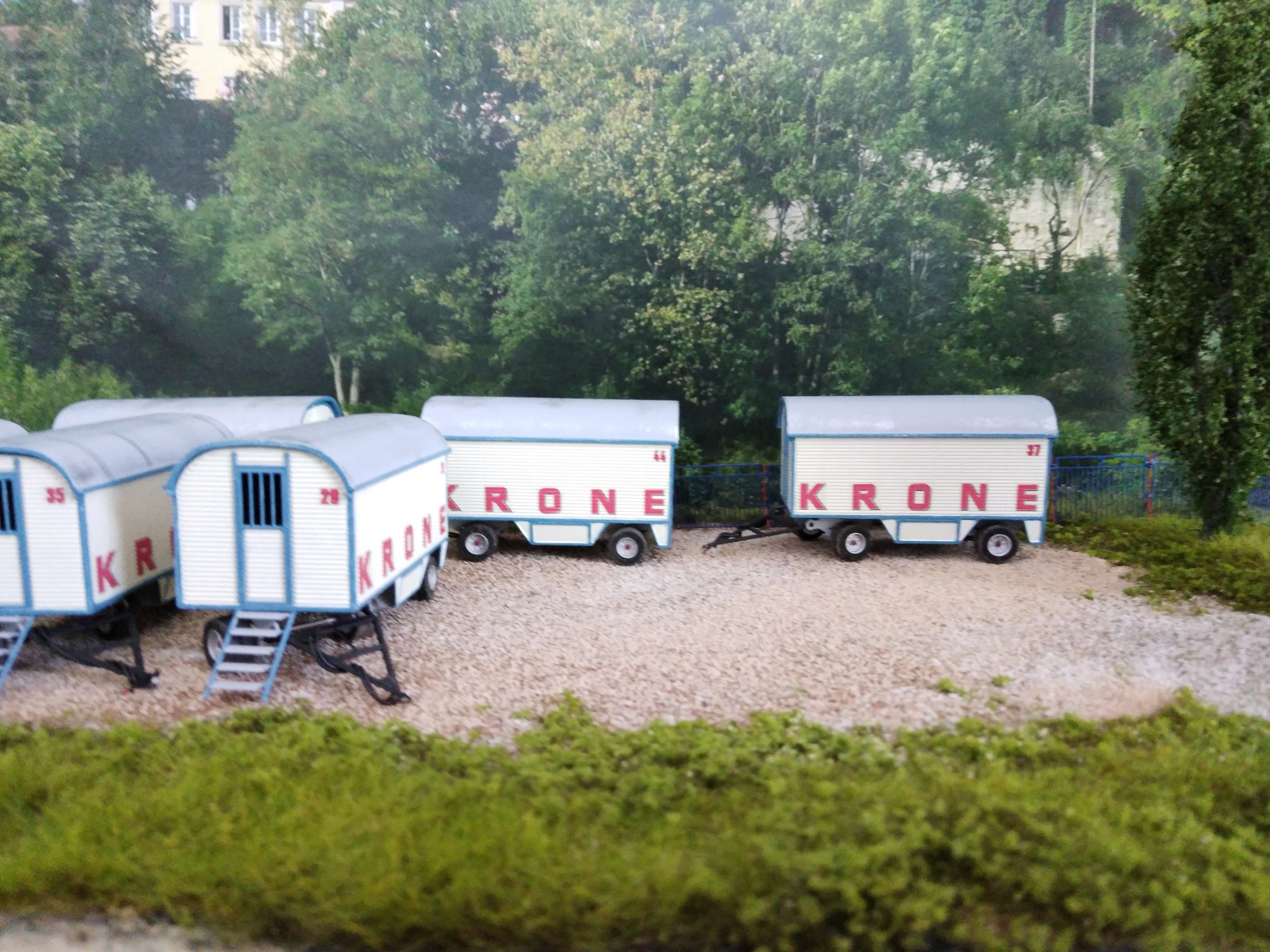 Circusmodellbau: Circus Krone 1:87