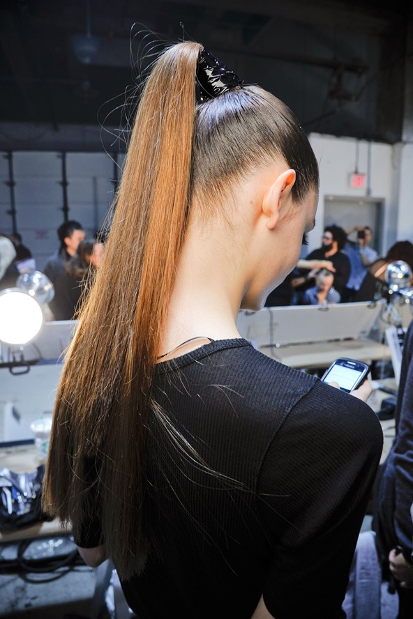A Minute in the Life of Maria: Fashion Trends: 12 Pretty Ponytails