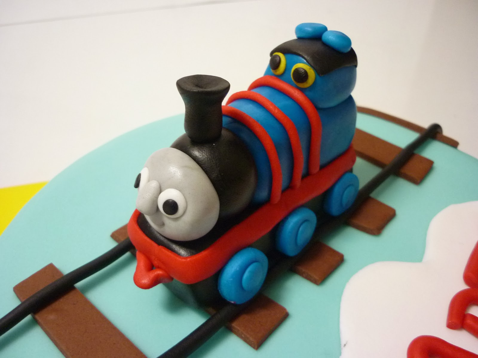 IdeiasDocinhas: Bolo Comboio Thomas