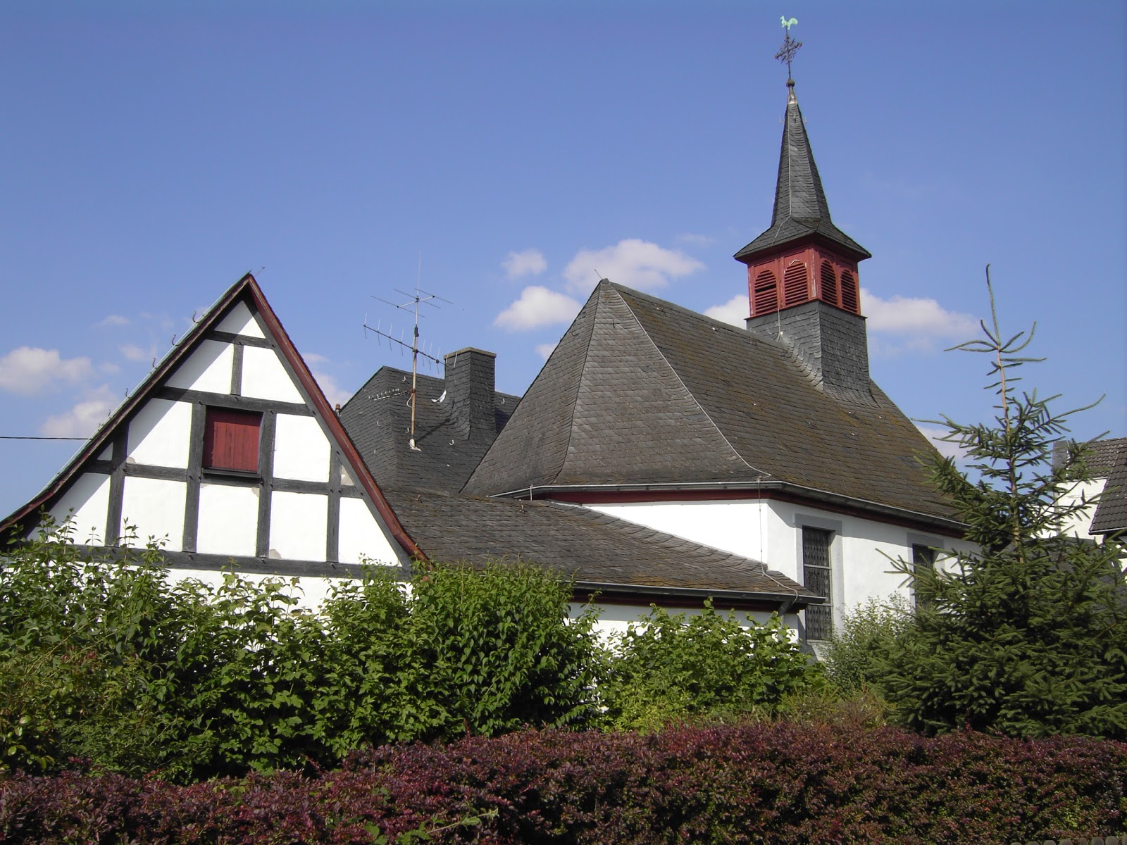 Weinkultur Rheinbreitbach: Wein und Kirche