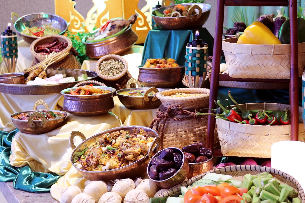 REDEEM 888 AIR ASIA BIG POINTS WHEN YOU ENJOY HARI RAYA BUFFET DINNER ...