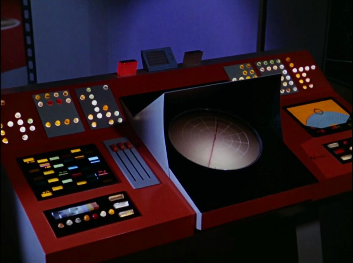 Realm Of Retro : STAR TREK Transporter console