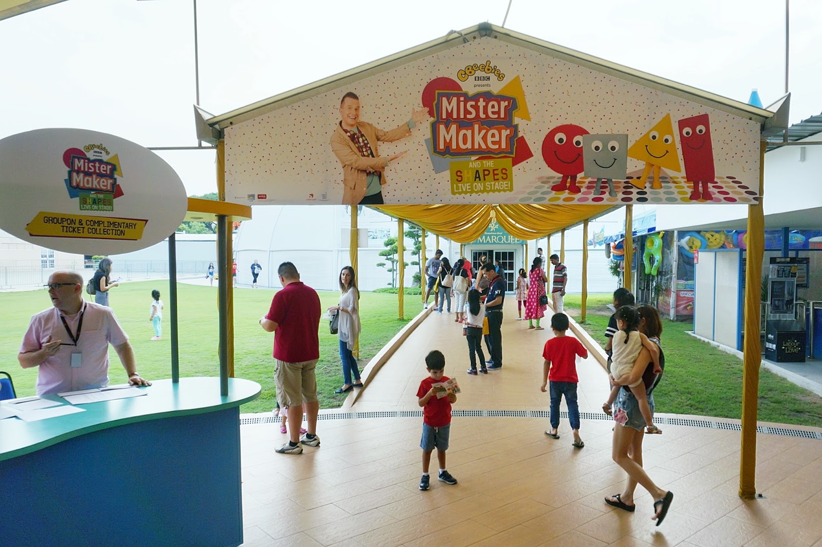 Mister Maker and the Shapes Live on Stage!