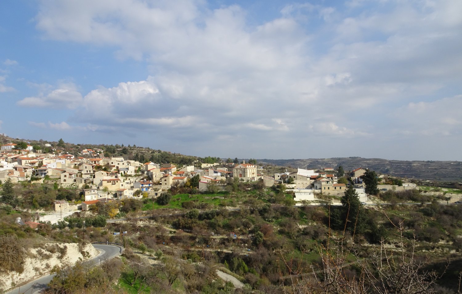A new life planned in Cyprus: Road Trip to Pelentri
