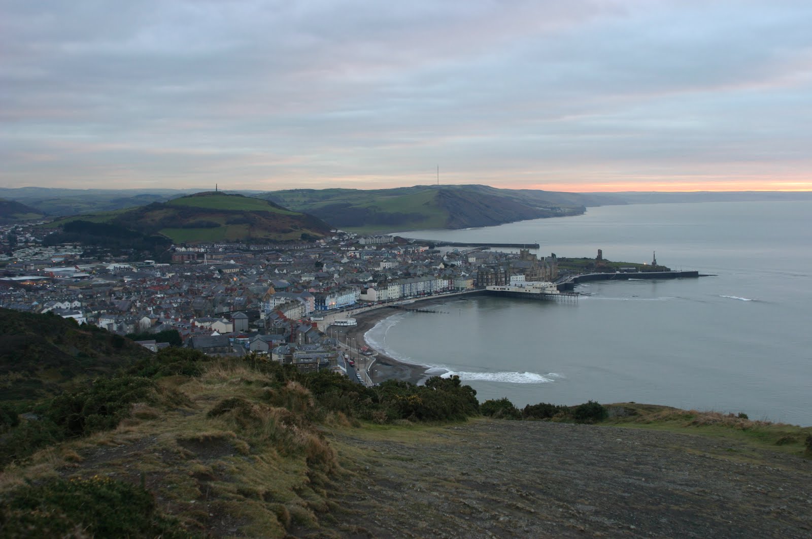 ´ne viertelstunde von der Stadt: Coastal Path von Borth nach Aberystwyth