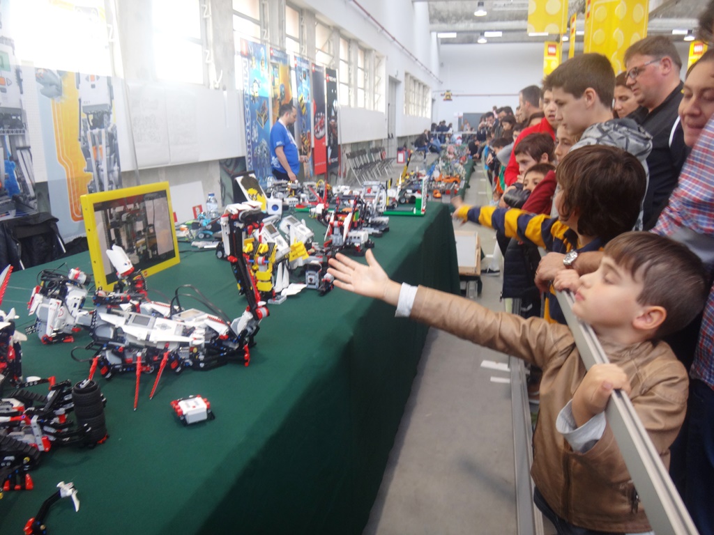 Legos, muitos Legos, em São João da Madeira