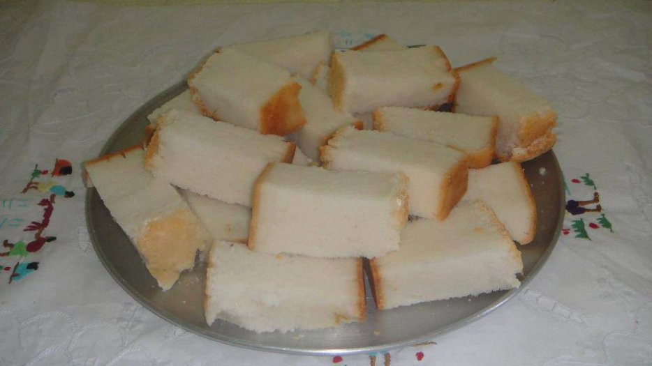 AH! KARIBOU: LA PÂTISSERIE COMORIENNE - 1