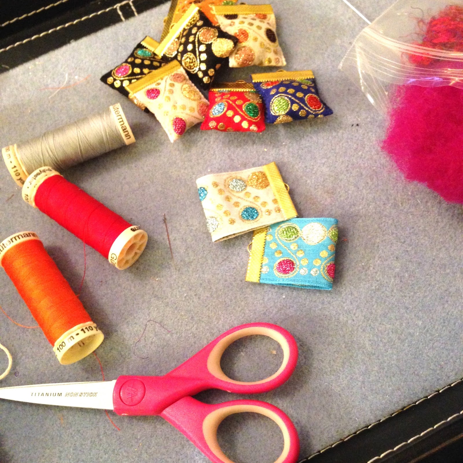 Carmi's Art: Vintage Paris Ribbon Necklace