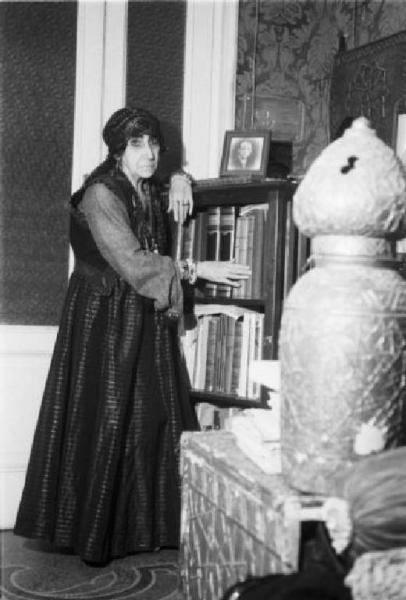 MA PRAVDA A MOI: Leda Rafanelli, anarchiste et diseuse de bonne aventure