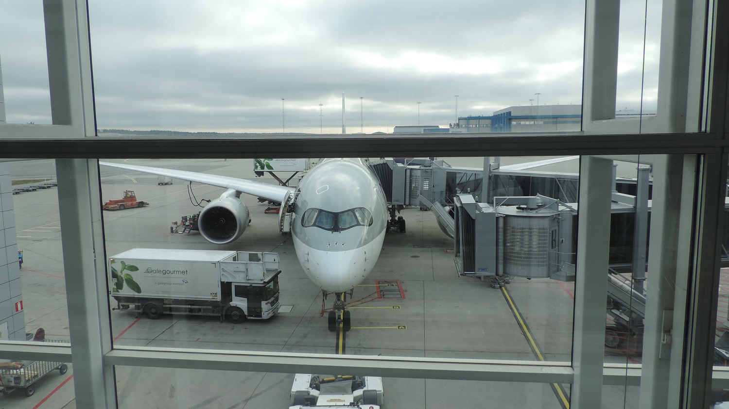 Review: Qatar Airways A359 Qsuite, Stockholm-Doha