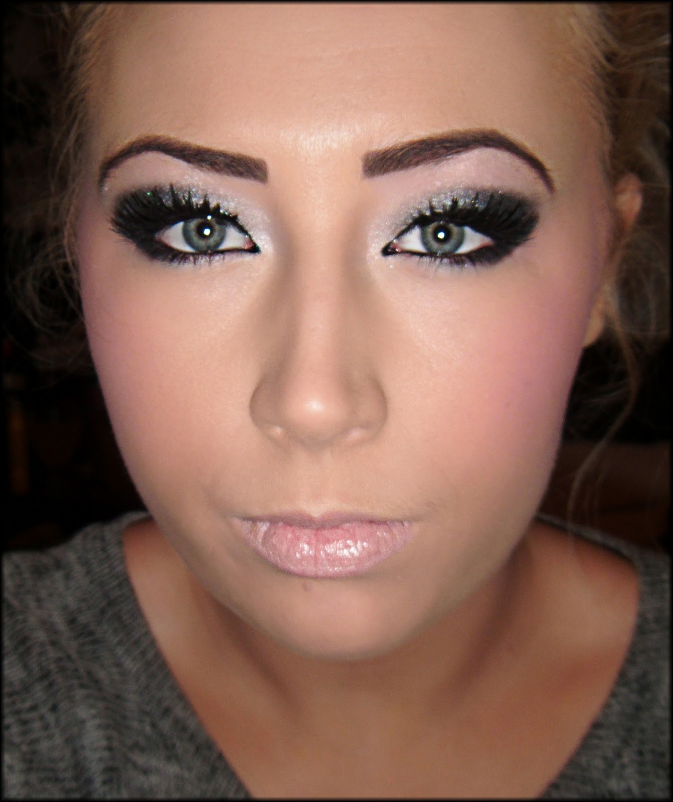 BEAUTY JUNKIE - UK Beauty & Style Blog: TUTORIAL #1: Two Tone Smokey Eye