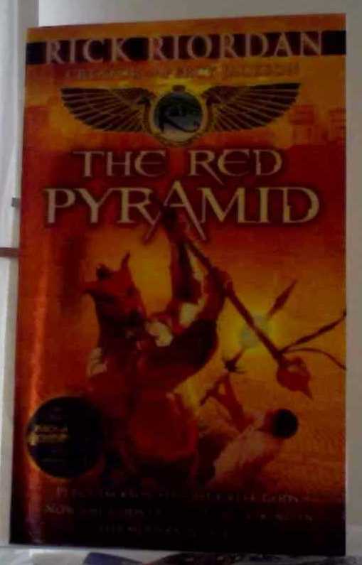 ChCse's blog: Book Review: The Red Pyramid