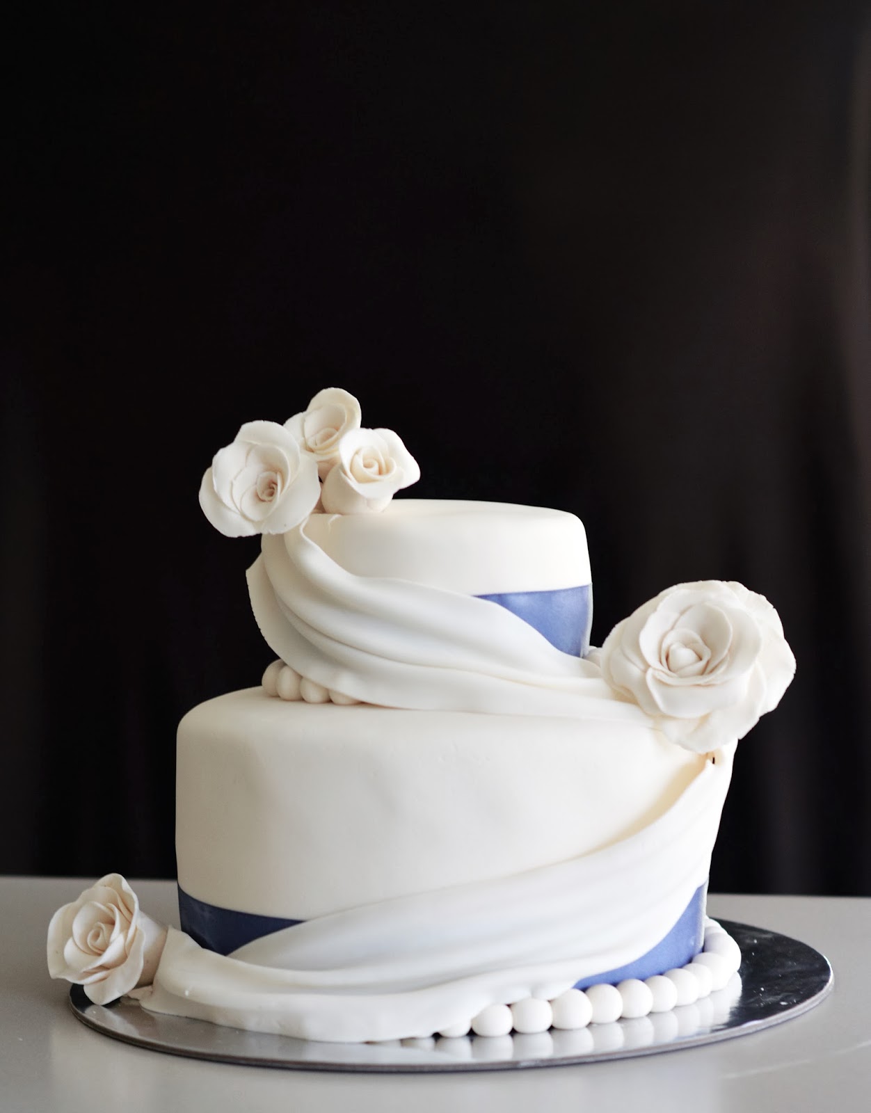 Feathers & Figs: The Great Cake Drape
