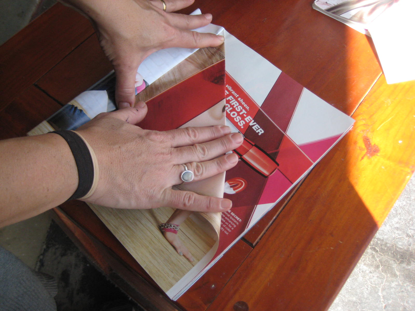 Creative Party Ideas by Cheryl: Magazine Christmas Trees (and tutorial)