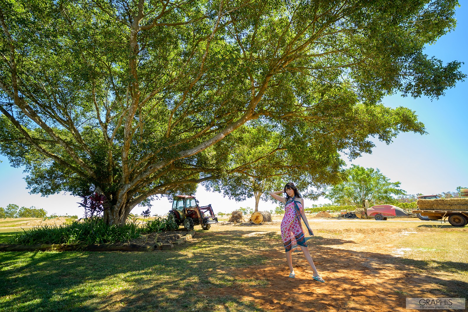 Graphis: [Graphis] JULIA - Julia The Cool Beauty - NEW YEAR'S HOLIDAY ...