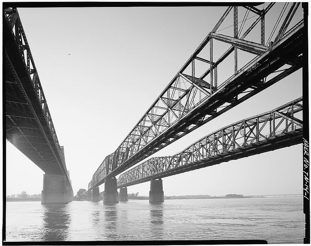 Industrial History: 1892 BNSF/BN/Frisco Bridge over Mississippi at ...