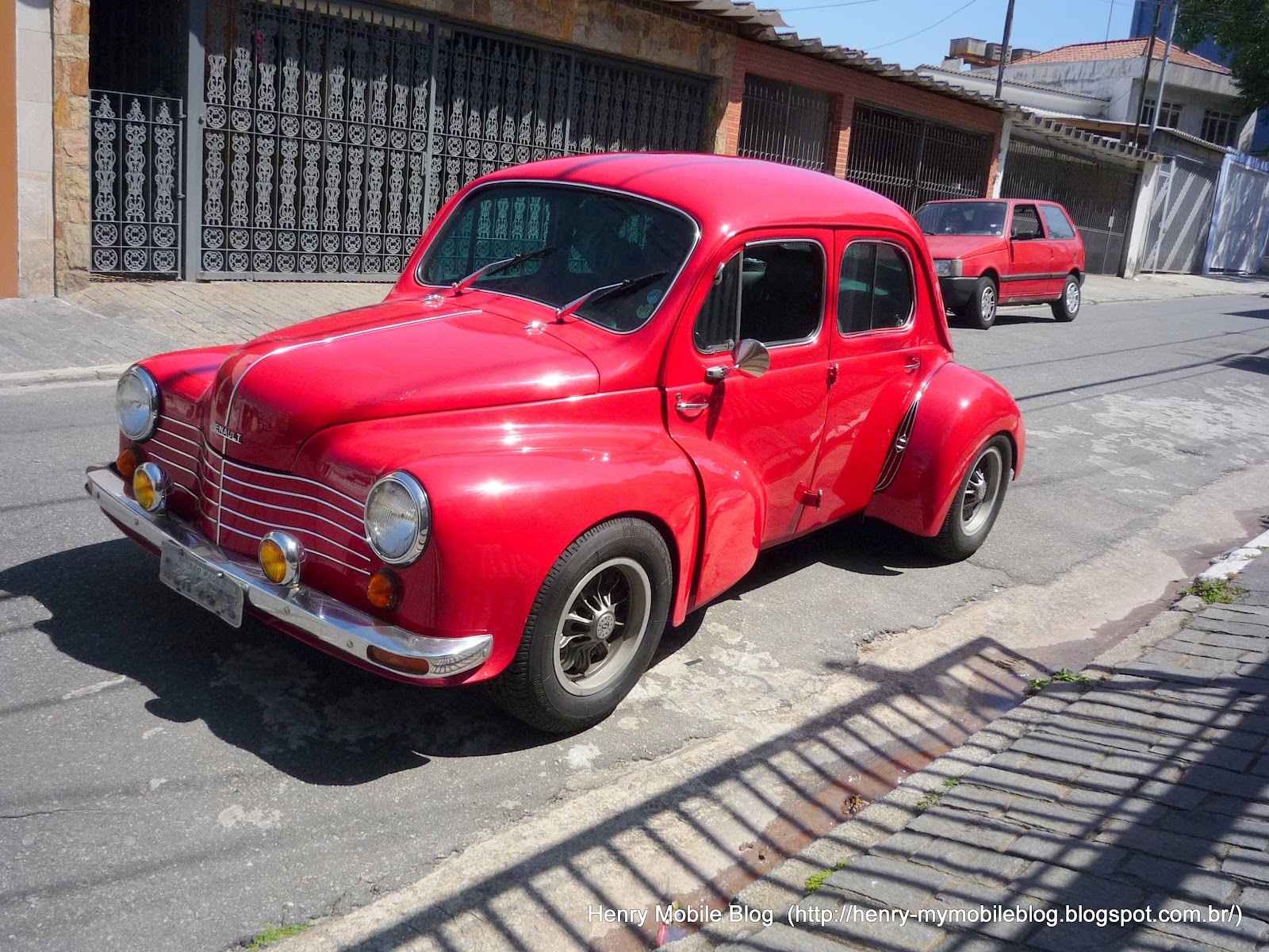 Henry Mobile Blog: Renault 4cv - "Rabo Quente", 1953 - Hot Rod