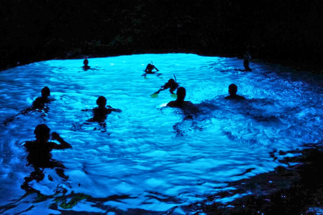 Interesting Things: SWIM IN A GLOWING POOL IN BLUE CAVE, CROATIA