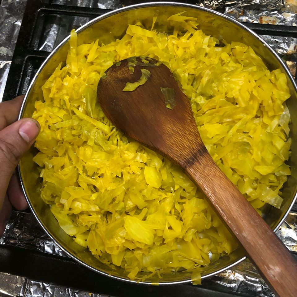 श्री मणे: स्वयंपाक:: Cabbage Upperi AKA முட்டைக்கோசு உப்பேரி