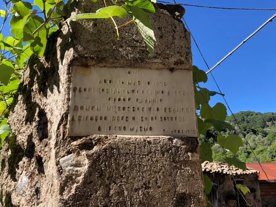 [c0ng3lati] nel t3mpo: Podargoni: borgo da scoprire