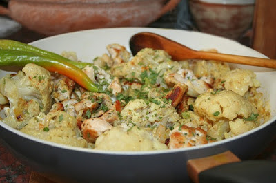 Pansy 's recipes - Retetele Panselutei: Mancare picanta de conopida cu pui