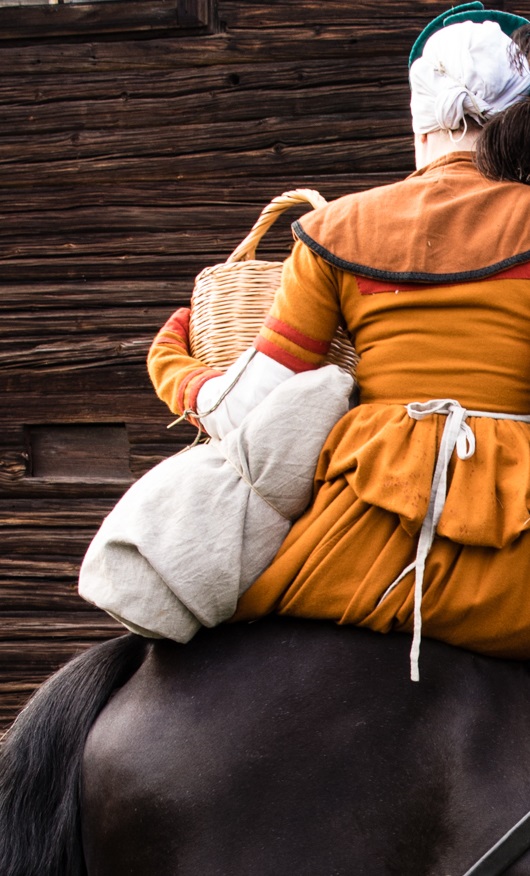 Marlein - a 16th century wardrobe: Landsknecht and trossfrau on the march